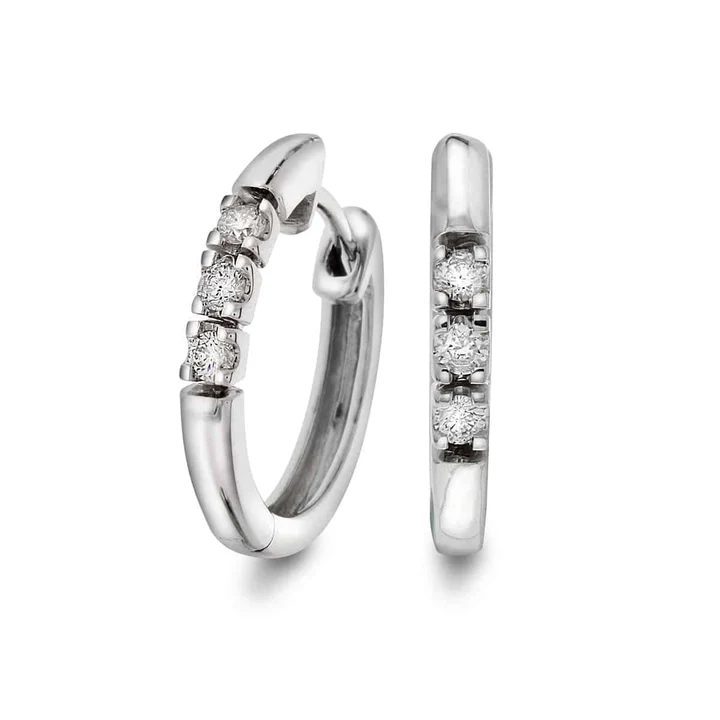 EBA Diamant øreringer med 3 diamanter i hver 0,18 ct - Lille Gullkorn ...